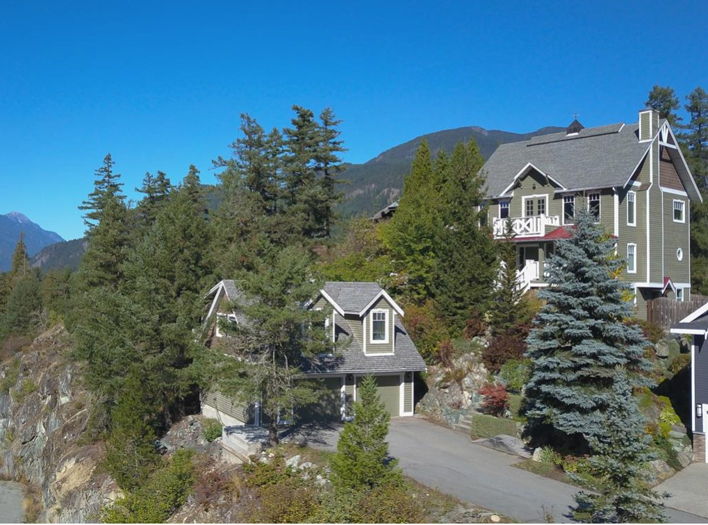 Tour of 1710 Pinewood Drive Pemberton - RE/MAX Sea to Sky Real Estate ...